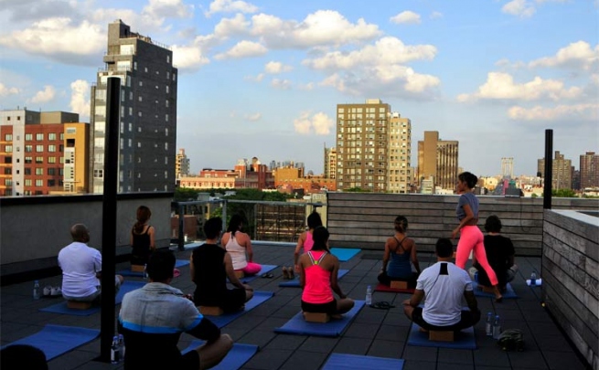Lunchtime Yoga on the Terrace | Jul 5 - Aug 30, 2019 | Wood Terrace ...